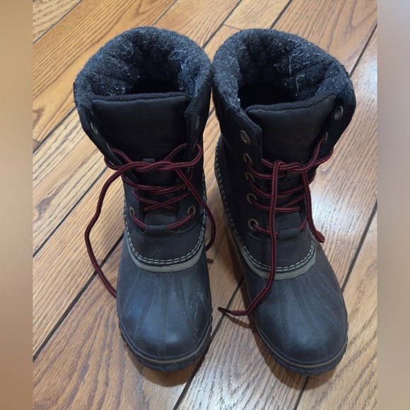 Sorel | Shoes | Sorel Black And Red Winter Boots | Poshmark
